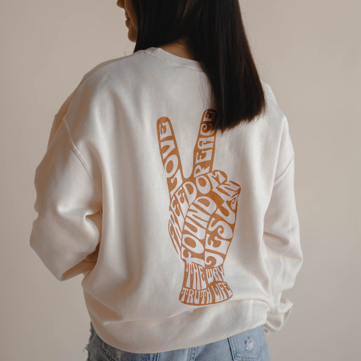 The Way Pullover – Dear Heart