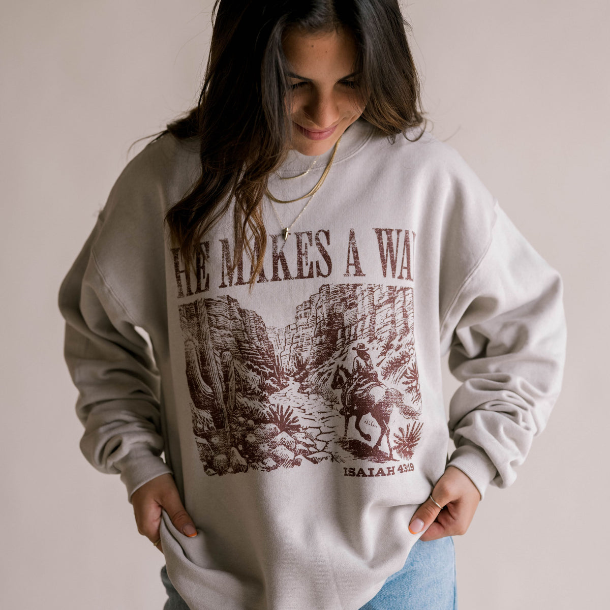 He Makes A Way Pullover – Dear Heart