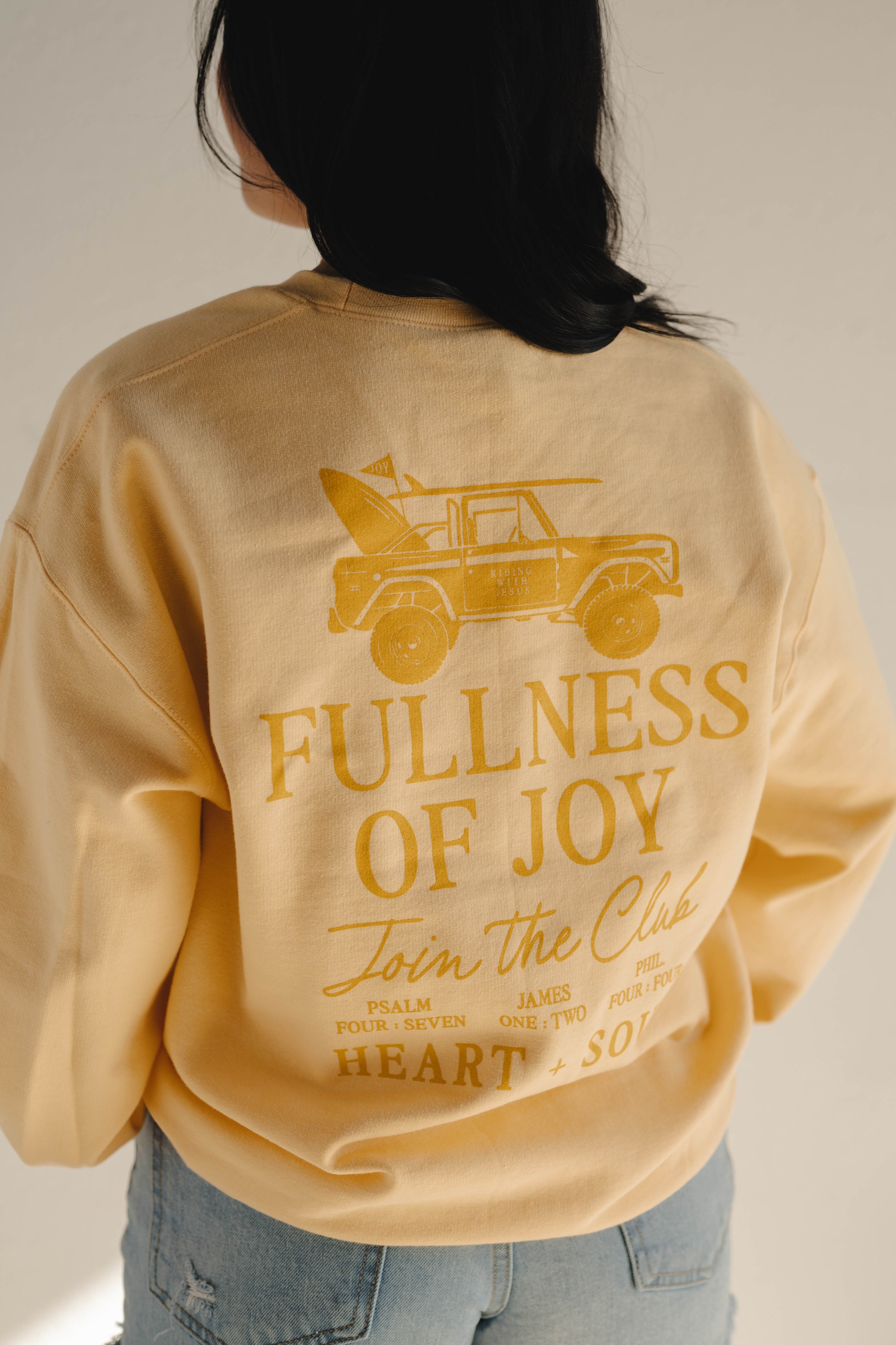 Choose Joy Club Pullover- Yellow – Dear Heart